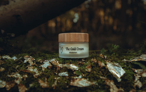 Gold Cream | Skincare Cream Containing 24k Gold Leaf To Brighten Skin ...