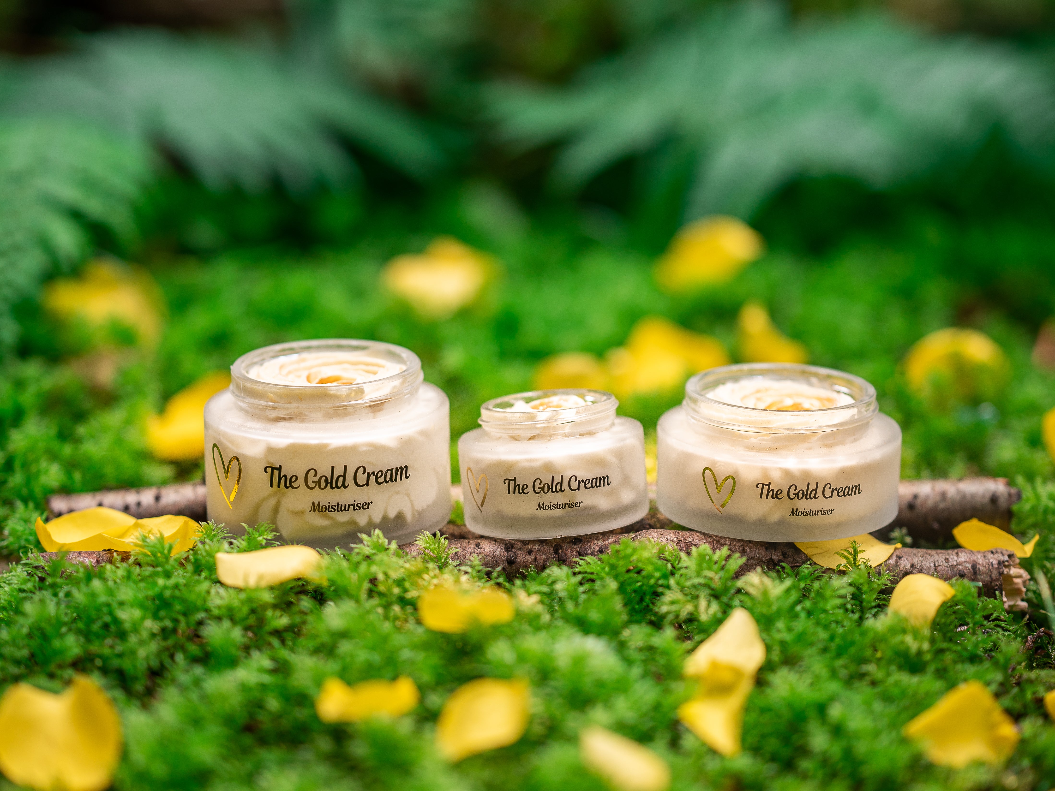 Gold Cream | Skincare Cream Containing 24k Gold Leaf To Brighten Skin ...